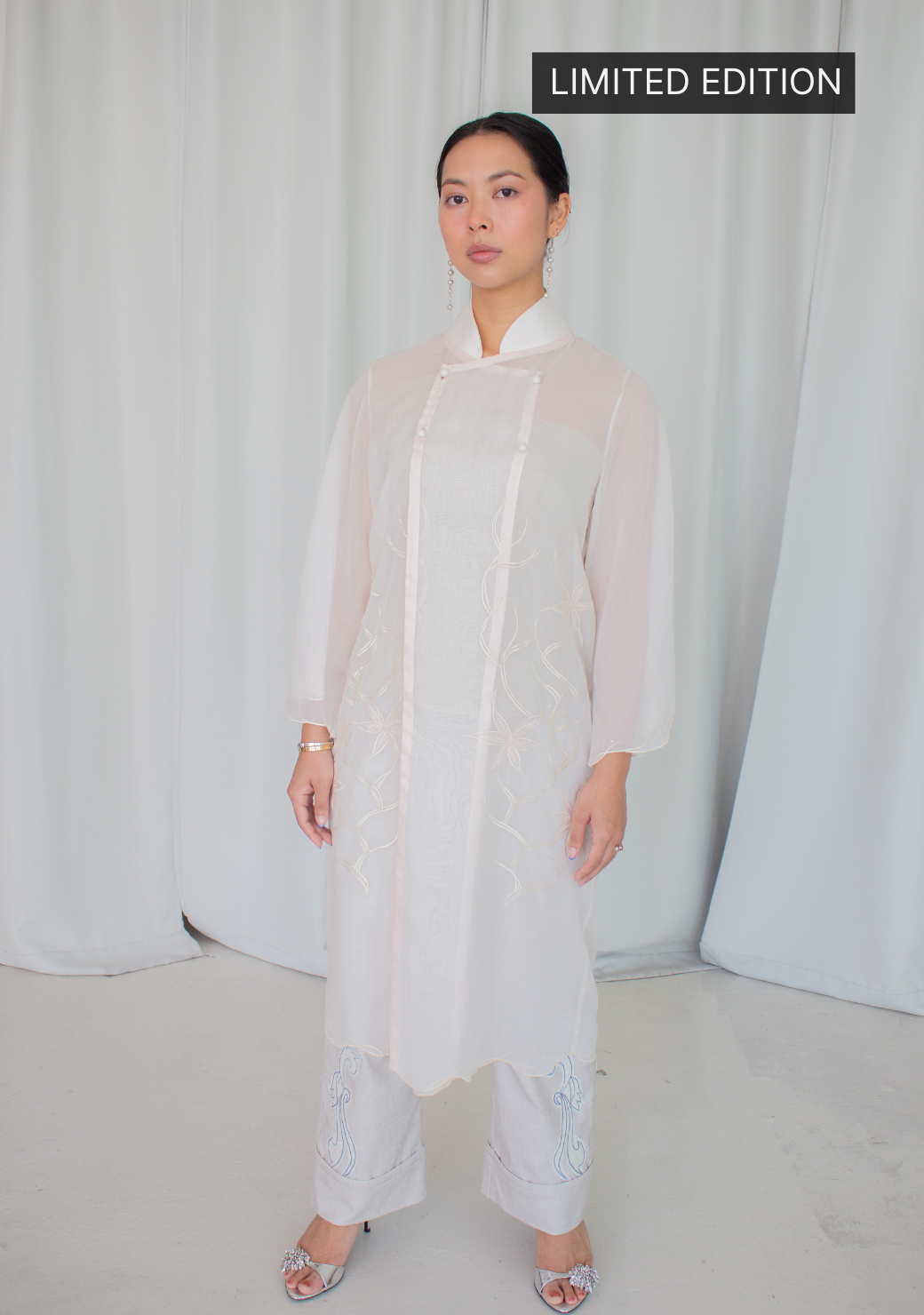 Dia x Tangsi Tujuh - DESIR Outer