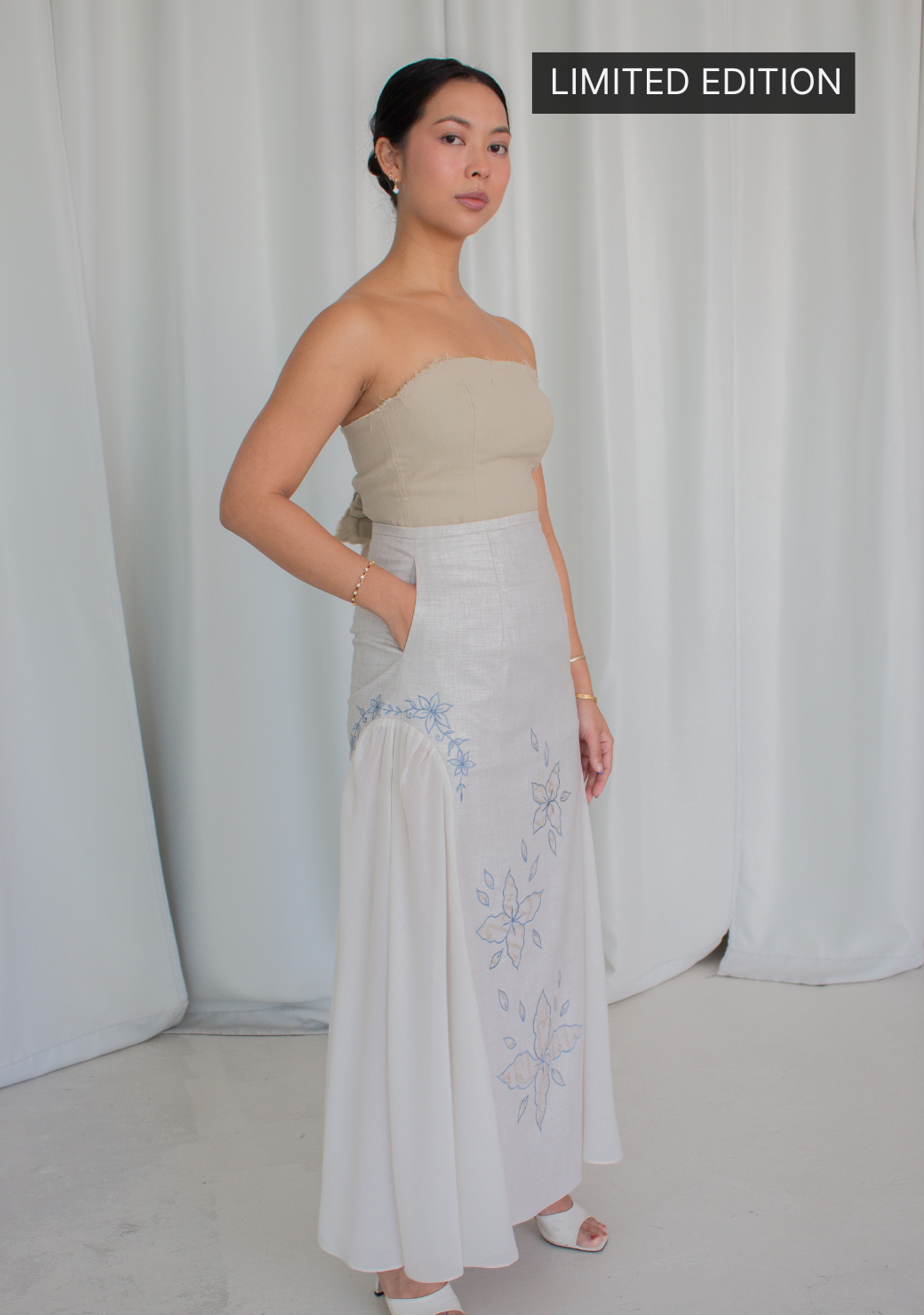 Dia x Tangsi Tujuh - GEMERSIK Skirt